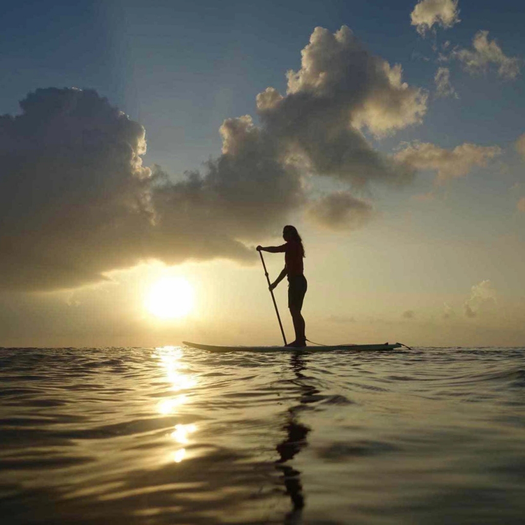 Travelling Tips - Packing / Travel with a Paddle - SUPboarder Magazine