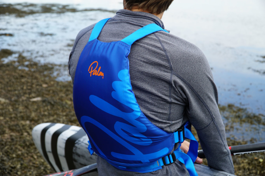 Should I wear a PFD when paddleboarding? / SUPboarder's Palm PFD guide ...