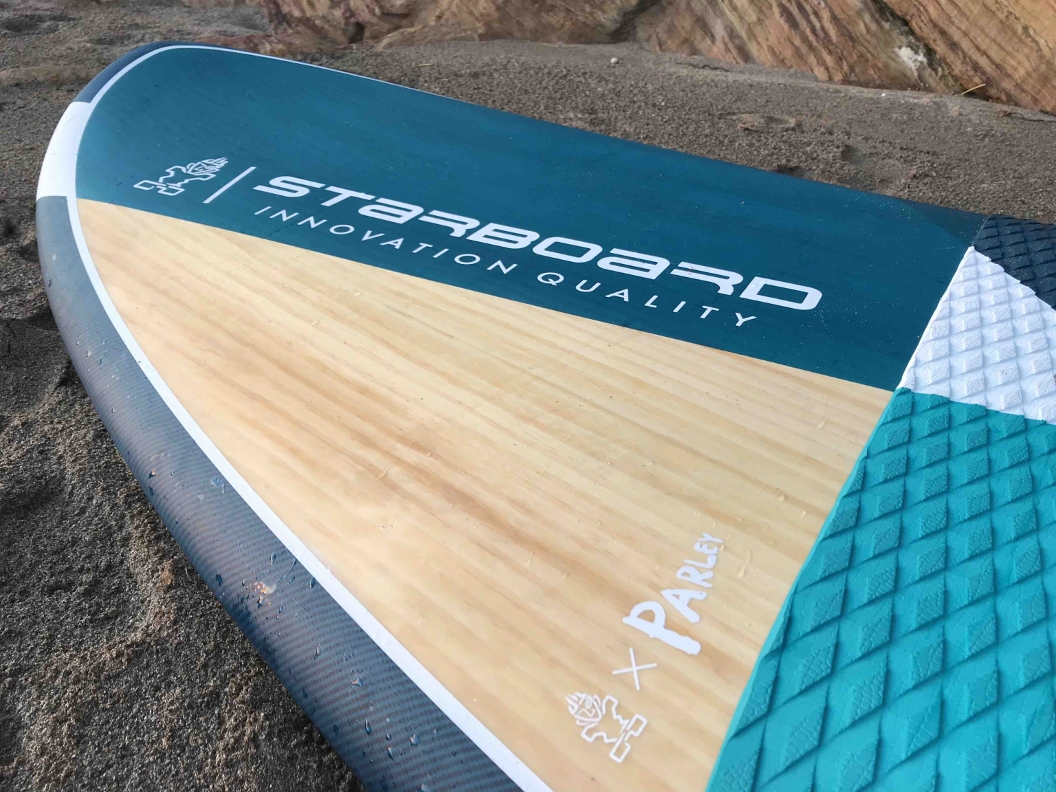 Starboard Wedge / Starlite 8’7" x 32” (2021) - SUPboarder Magazine