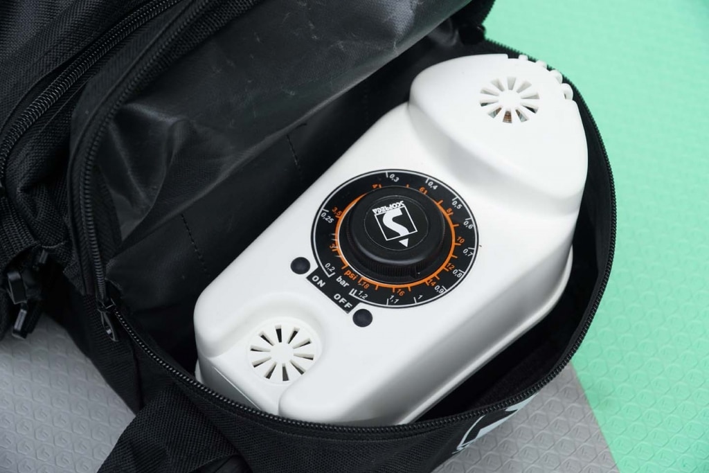 Bravo 12/24v Car iSUP pump GE BP-1 reviewed - SUPboarder Magazine